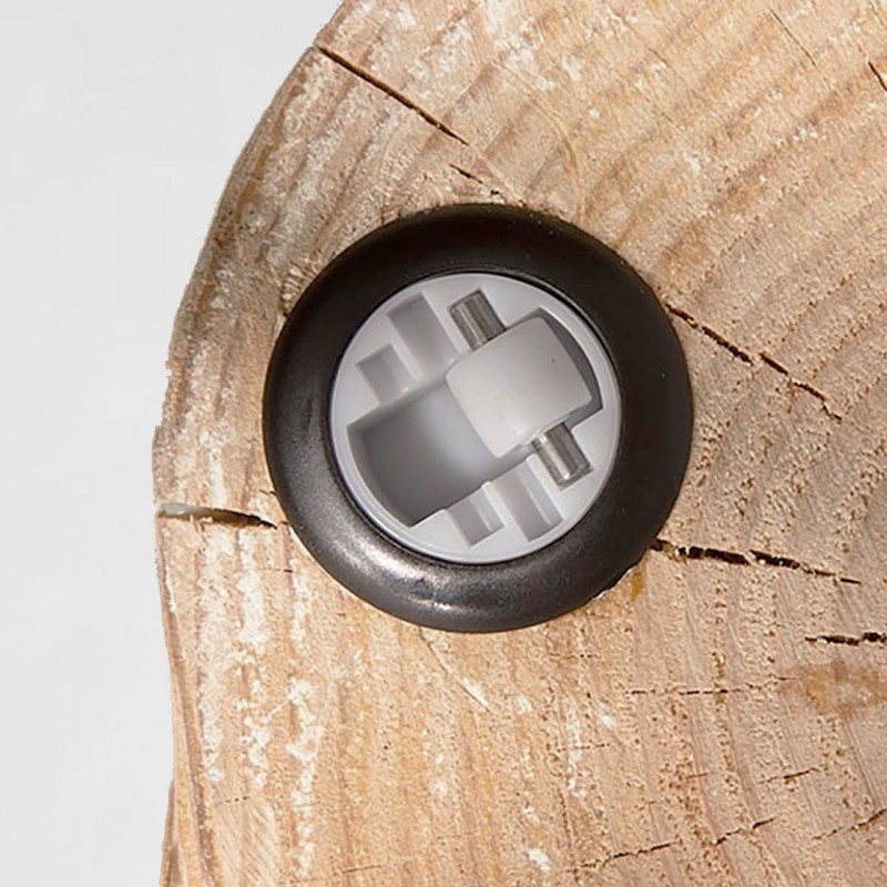 Tronco de madera natural con ruedas