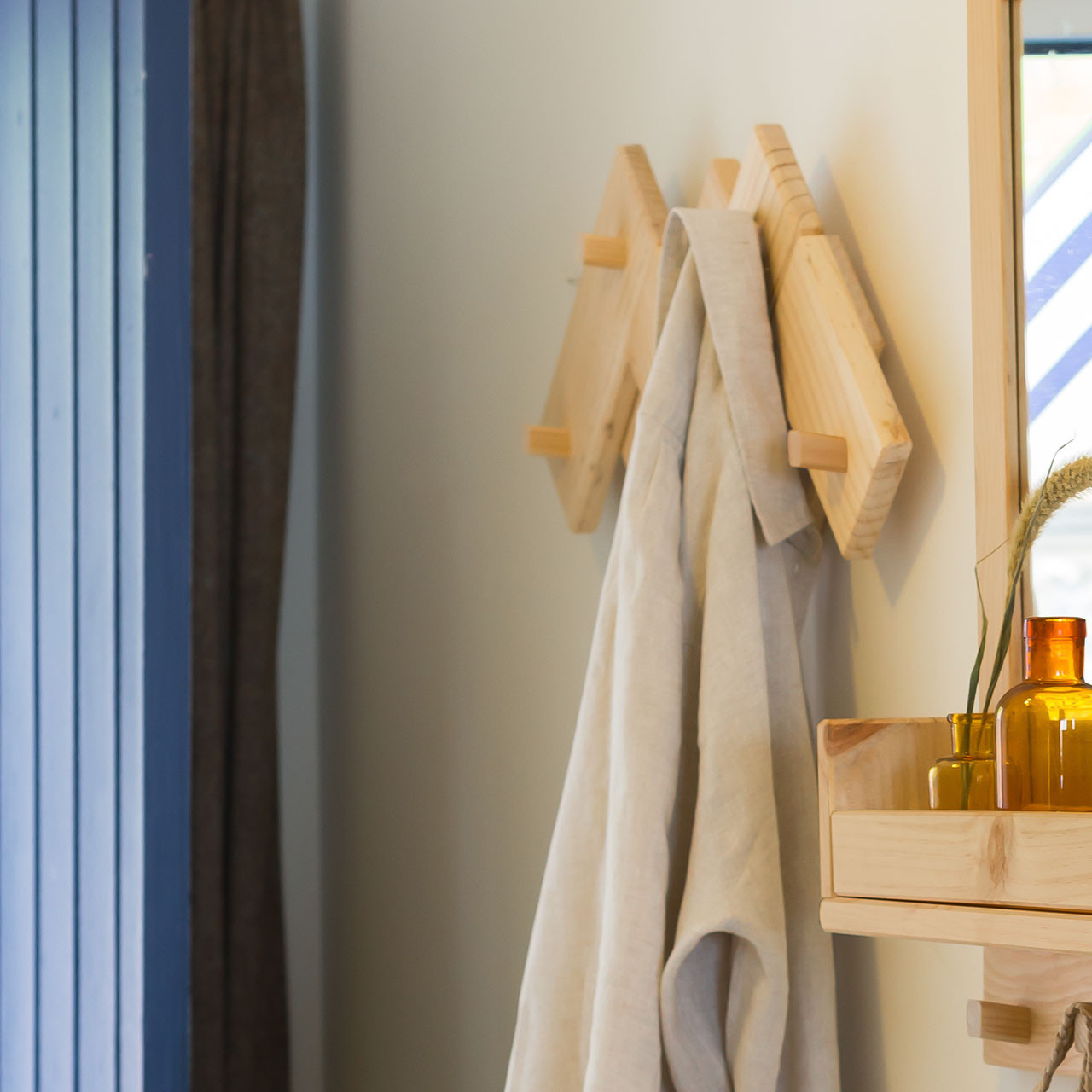 CIMAS PERCHERO DE PARED